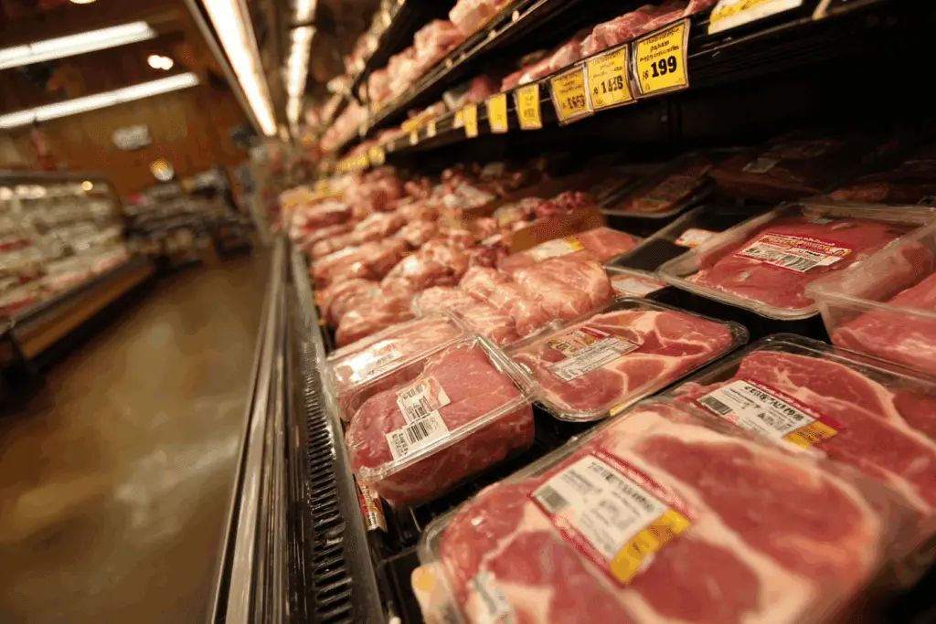 Why Aldi Meat Costs So Much Less Than Other Grocery Stores - Recipe Bite